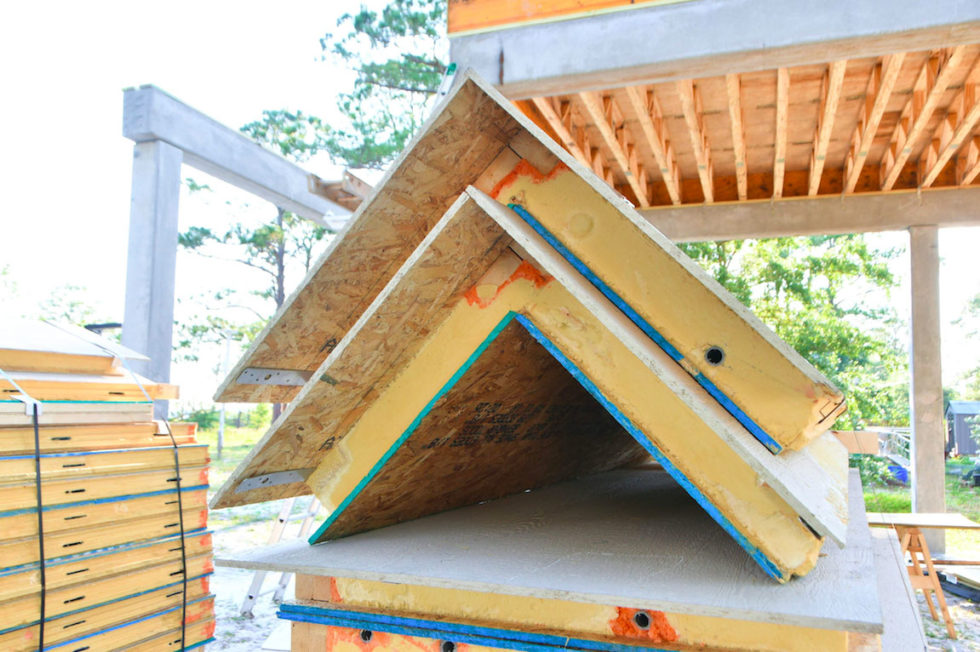 Builders & Contractors Stand Out by Offering SIP Panels by Eco-Panels